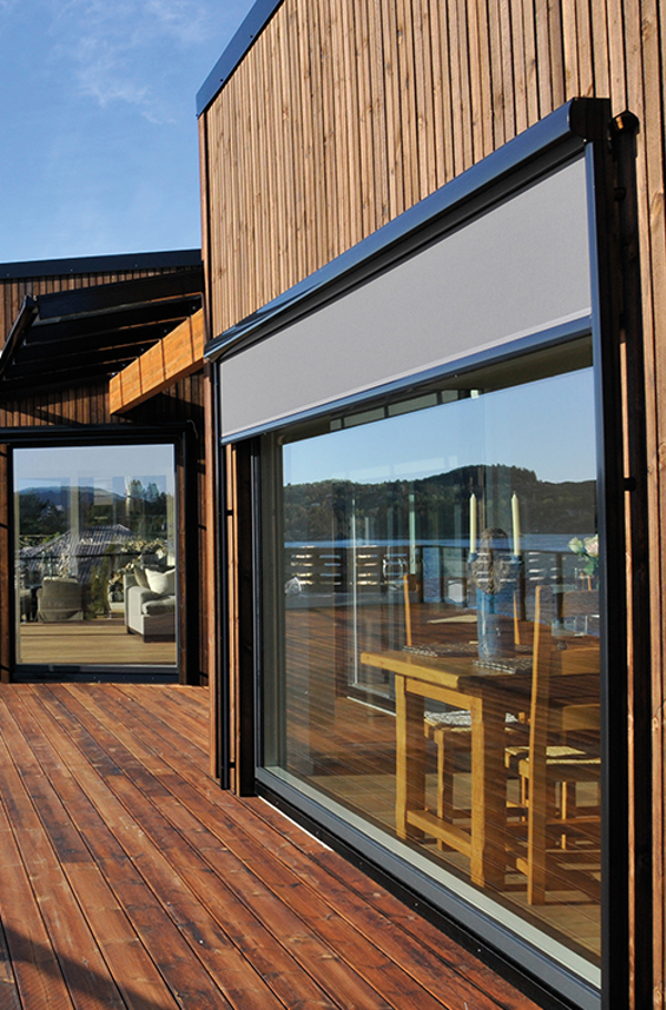 Juli | Kjells Markiser | Skreddersydd solskjerming